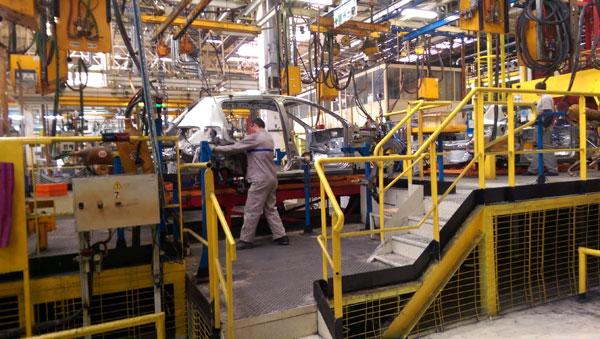 Modernizarea uzinelor Dacia continua - Stiri Dacia - Forum Auto Romania